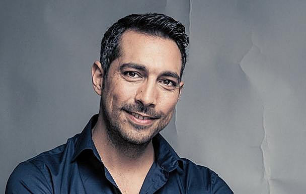 Víctor Formoso: «'Encantadas' es una comedia musical gamberramente ...