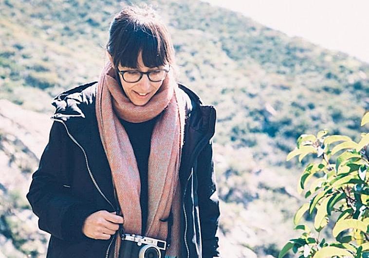 Mariela Sancari: El (foto)libro como dispositivo de lectura y creación de sentidos | Canarias7