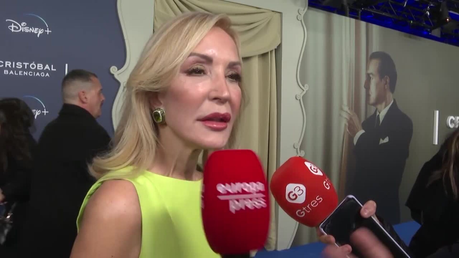 Agatha Ruiz de la Prada bromea con la situación que vive con Carmen ...