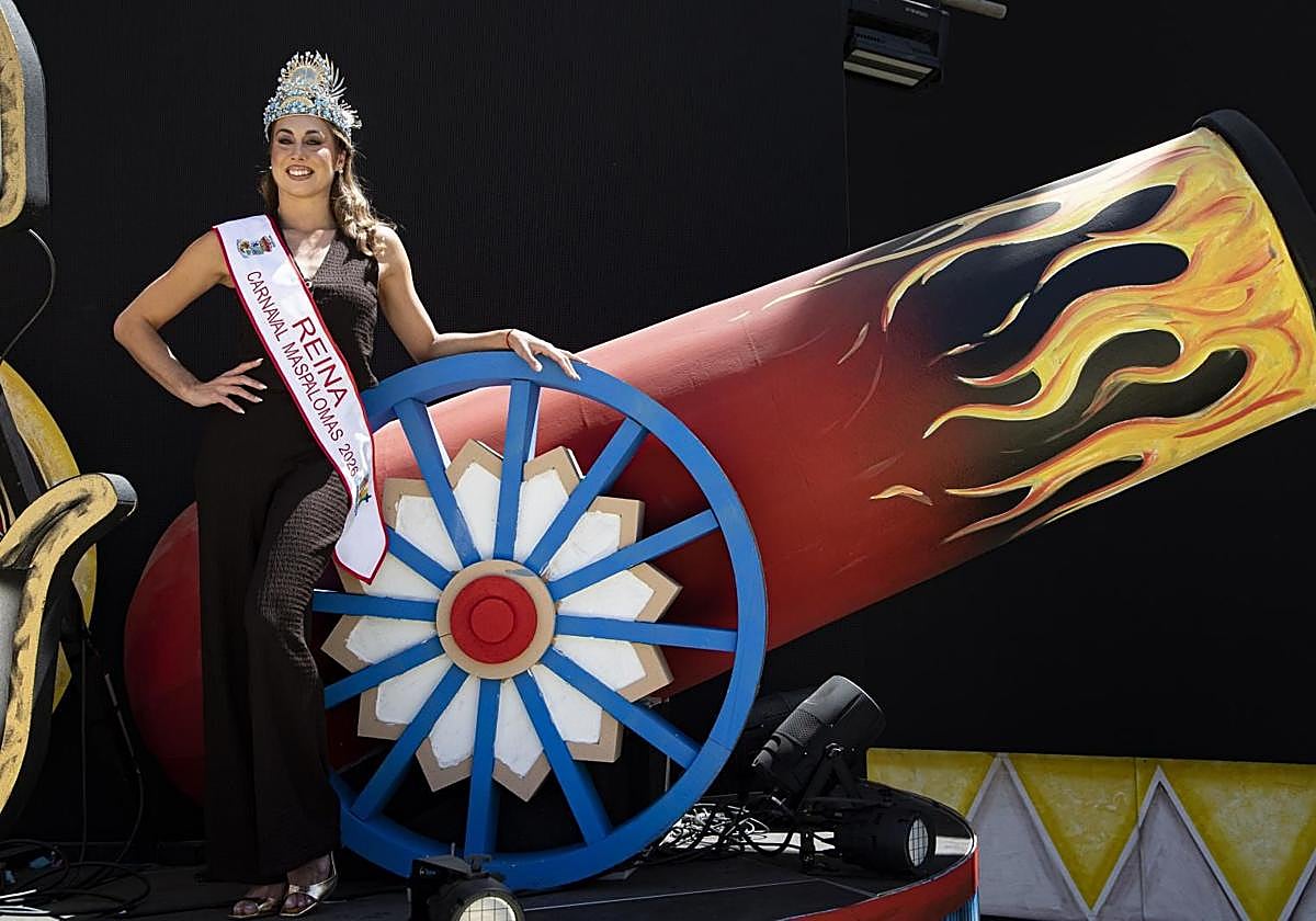 Estrella Jiménez, reina del carnaval de Maspalomas: «Mi pareja abrió la ...
