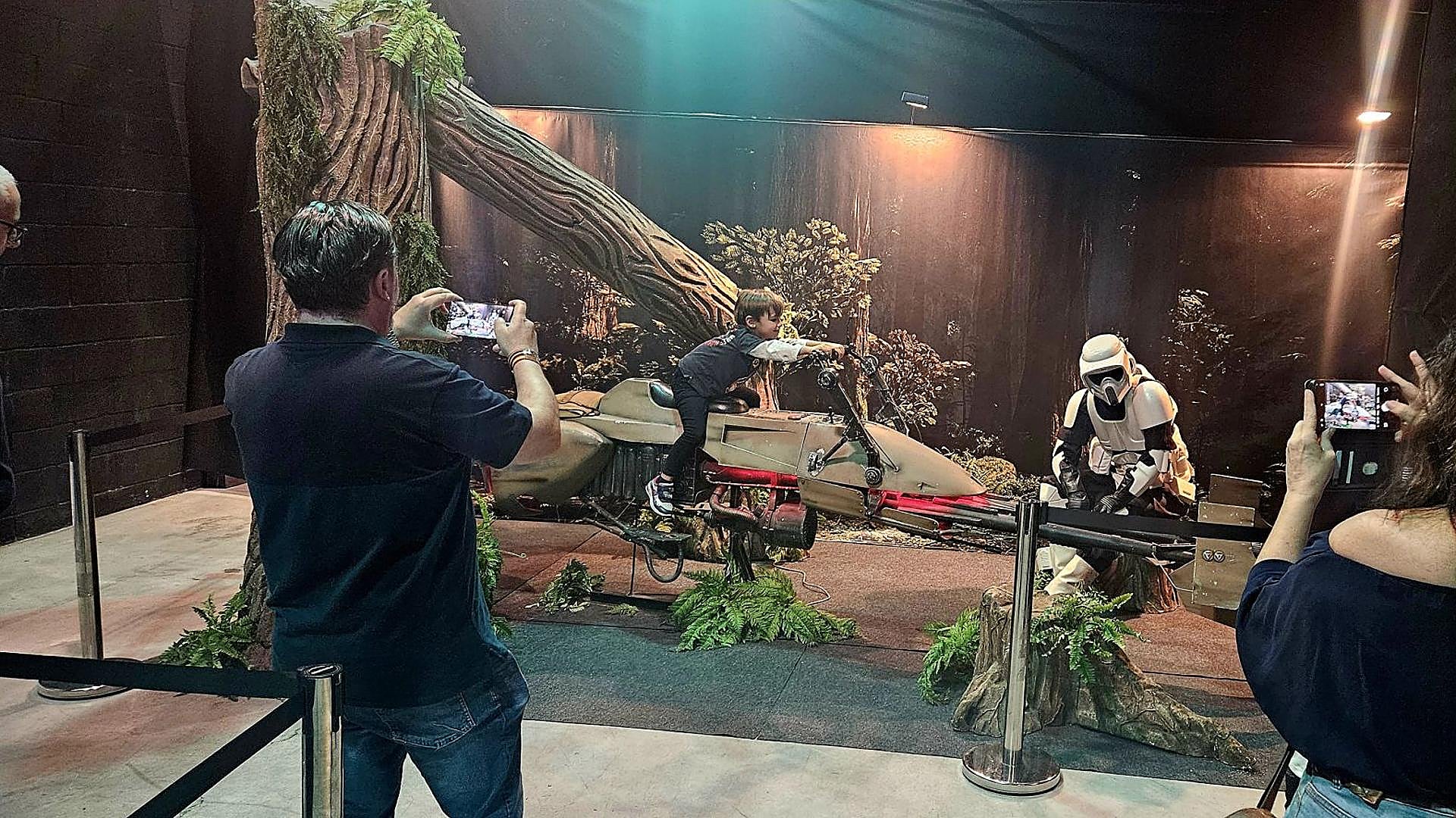 Multiverse Cinema: un viaje a las raíces del cine-espectáculo | Diario Sur