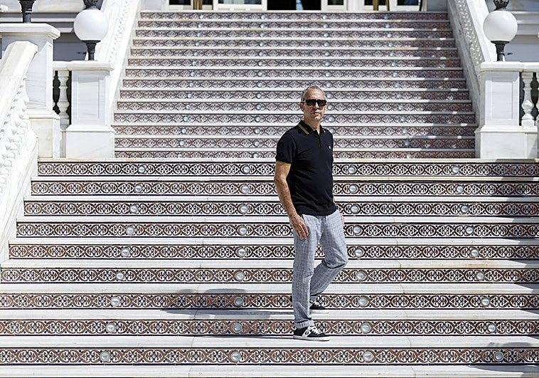 Rafael Rodríguez: «En los 80 los que no iban de mods, rockers, punks o ...