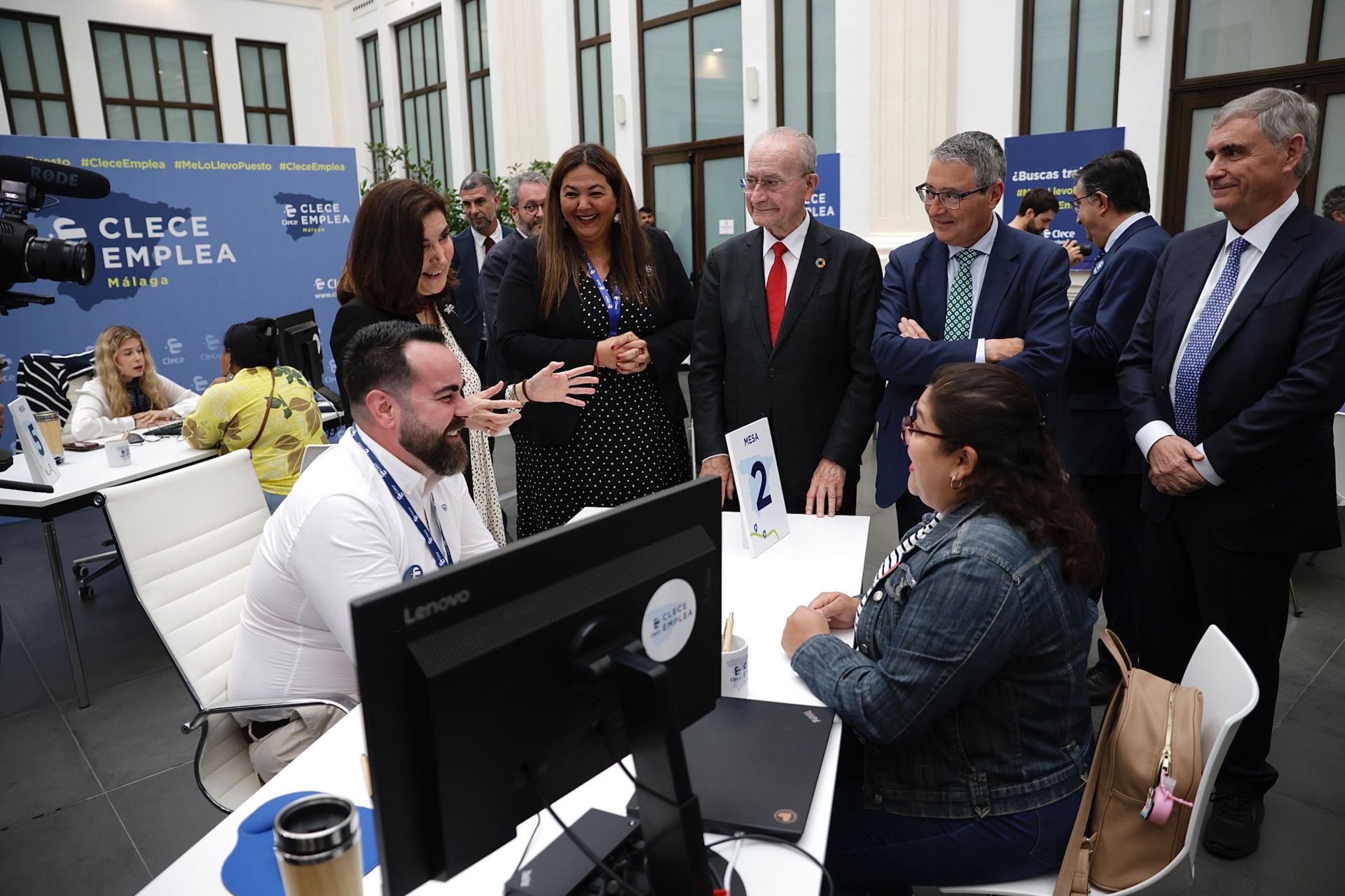 Un contrato de trabajo puede cambiarle la vida hoy a más de 600 ...
