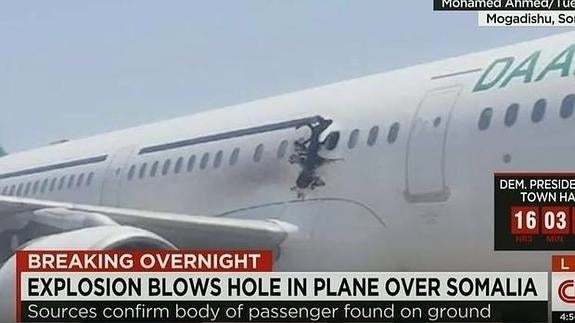 Impactantes imágenes de un avión que explotó nada más despegar | Diario Sur