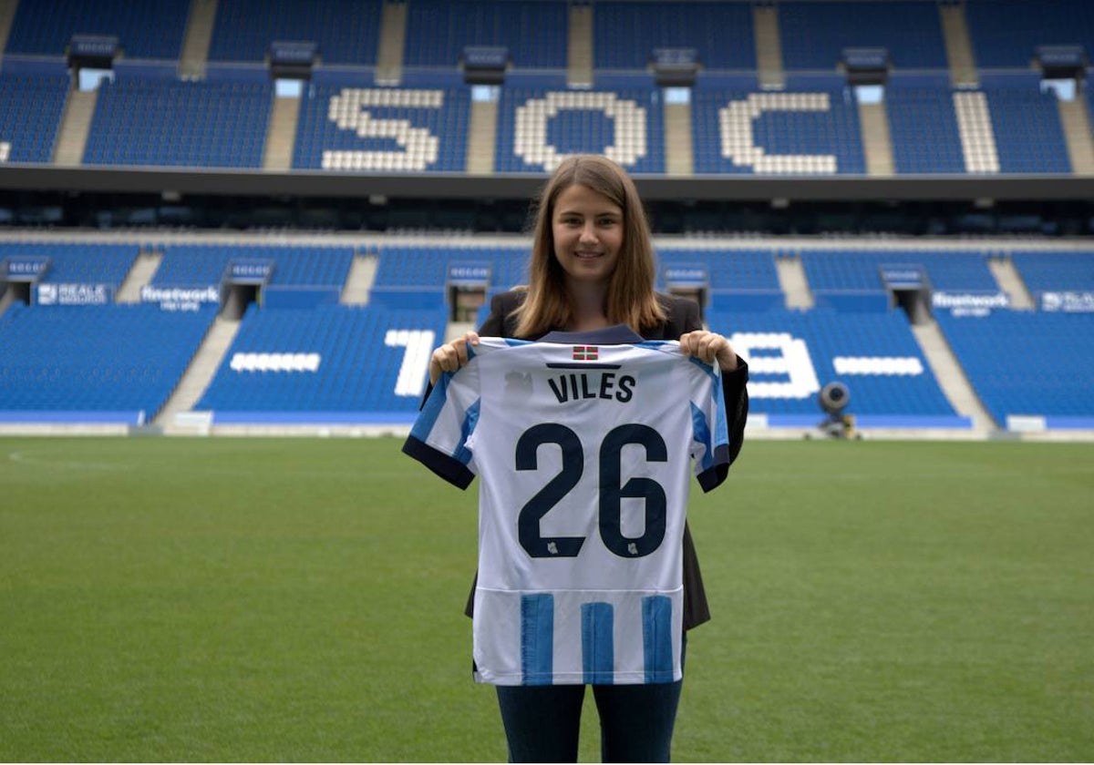 Elene Viles jugará en el primer equipo con ficha del filial | El Diario ...