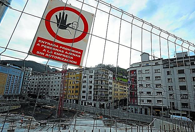 El Ayuntamiento pide a Dragados el calendario de finalización del proyecto de Errebal | El ...