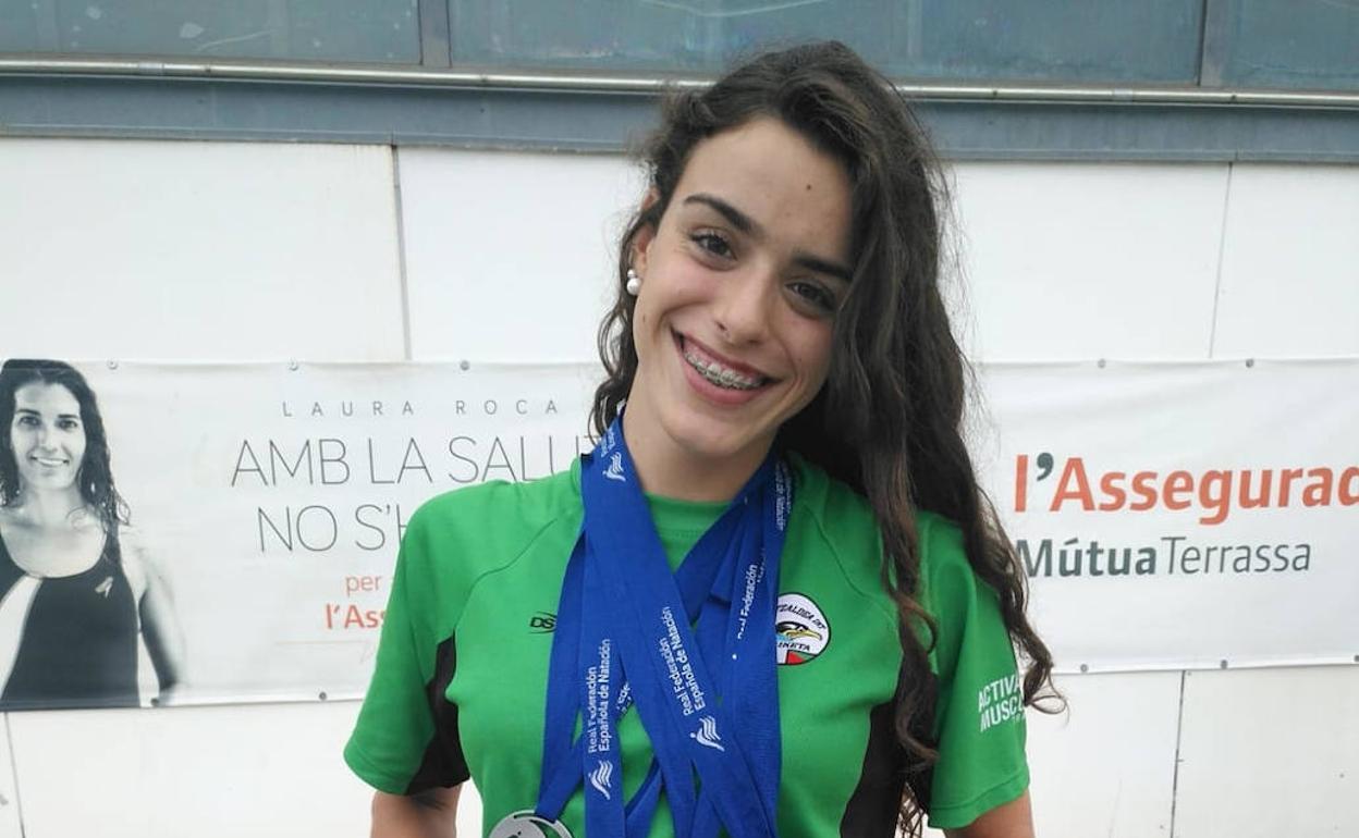 La nadadora Ainhoa Martín logra su cuarta medalla en el Campeonato de ...