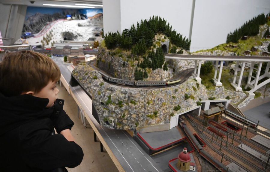 Un tren en miniatura en el Backo Mini Train Museum de Zagreb | El ...