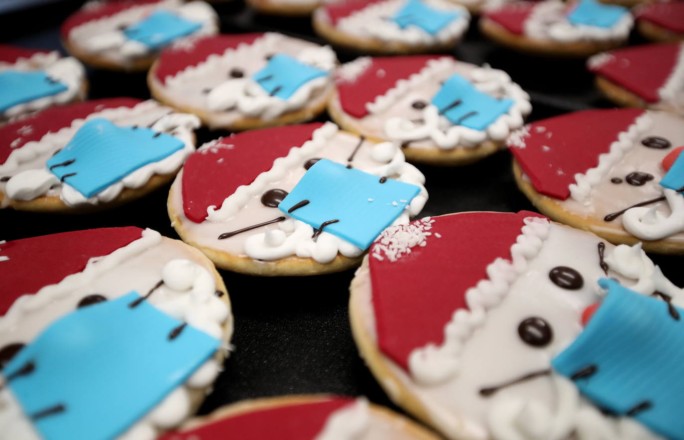 Fotos: Galletas de Santa Claus con mascarilla | El Diario Vasco
