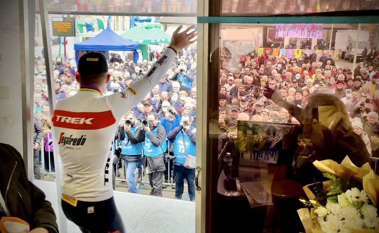 Pedersen consigue por delante de Cosnefroy su tercera victoria del año ...