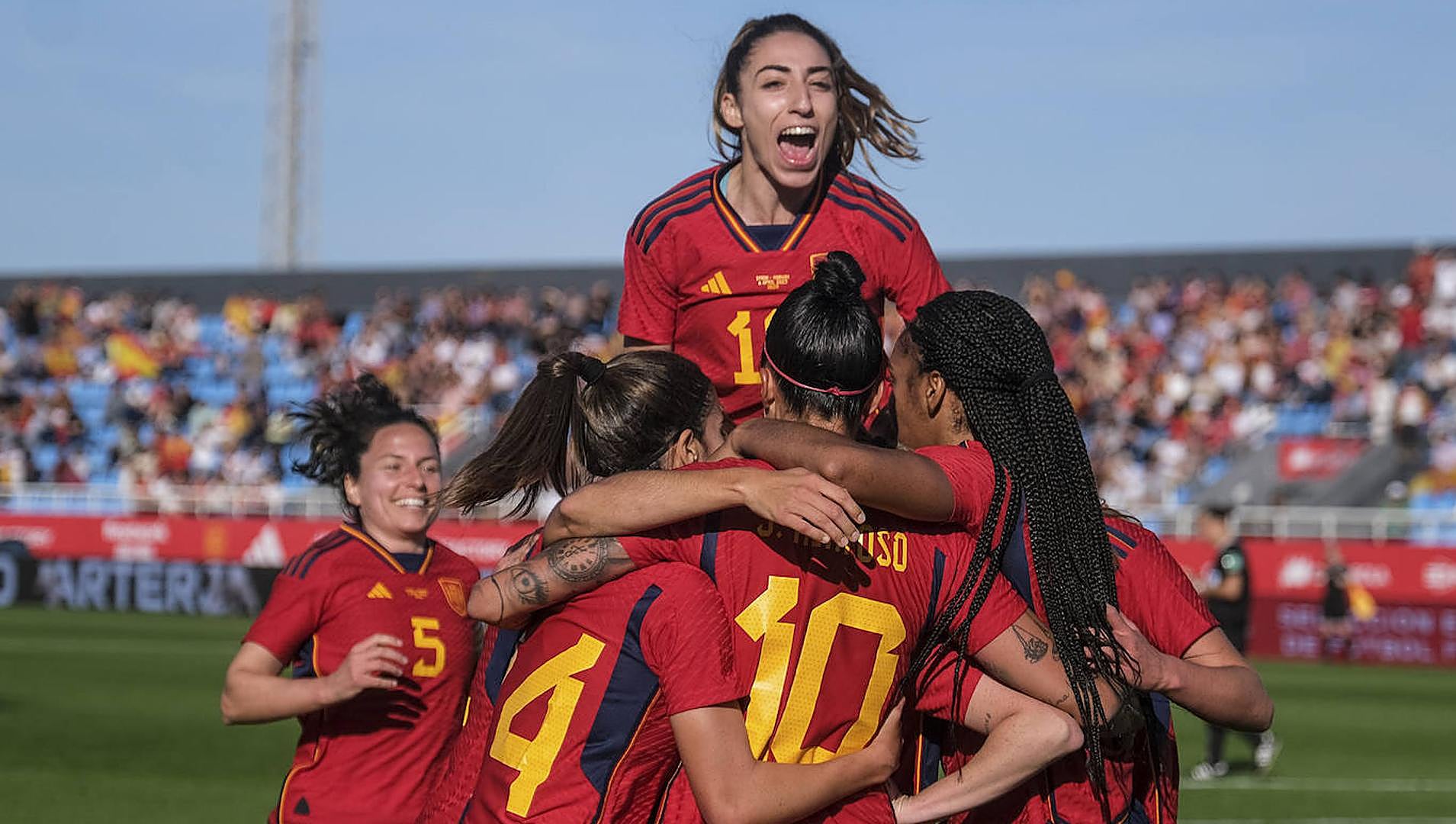 Irene Paredes es titular y Elene Lete no juega en el triunfo de España ...