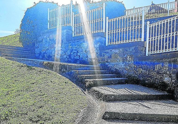 Sirimiri: Escaleras sin barandilla en el palacio miramar | El Diario Vasco