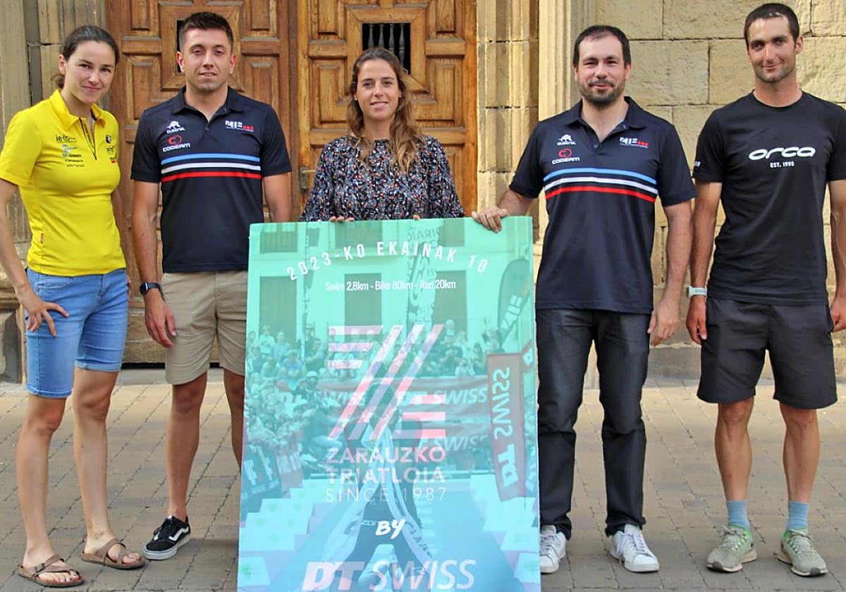 Aurkeztu dute larunbatean egingo den Zarauzko Triatloia | El Diario Vasco