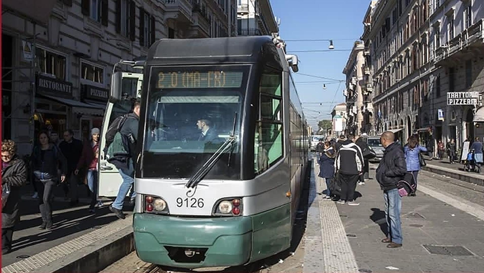 CAF gana un contrato en Roma de 457 millones de euros para la entrega ...