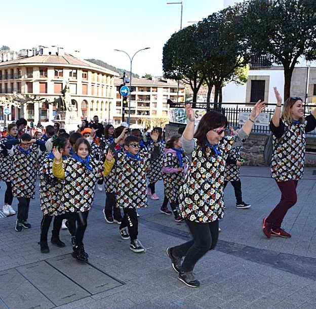 Ordizia : Urdaneta eskolak inauteriak berreskuratu zituen | El Diario Vasco