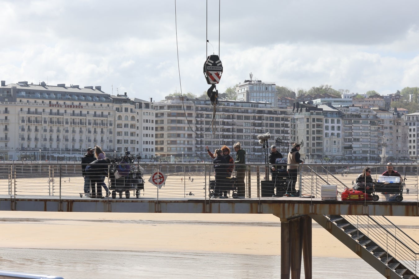 Rodaje en Donostia de la película 'Ya no quedan junglas adonde regresar' | El Diario Vasco