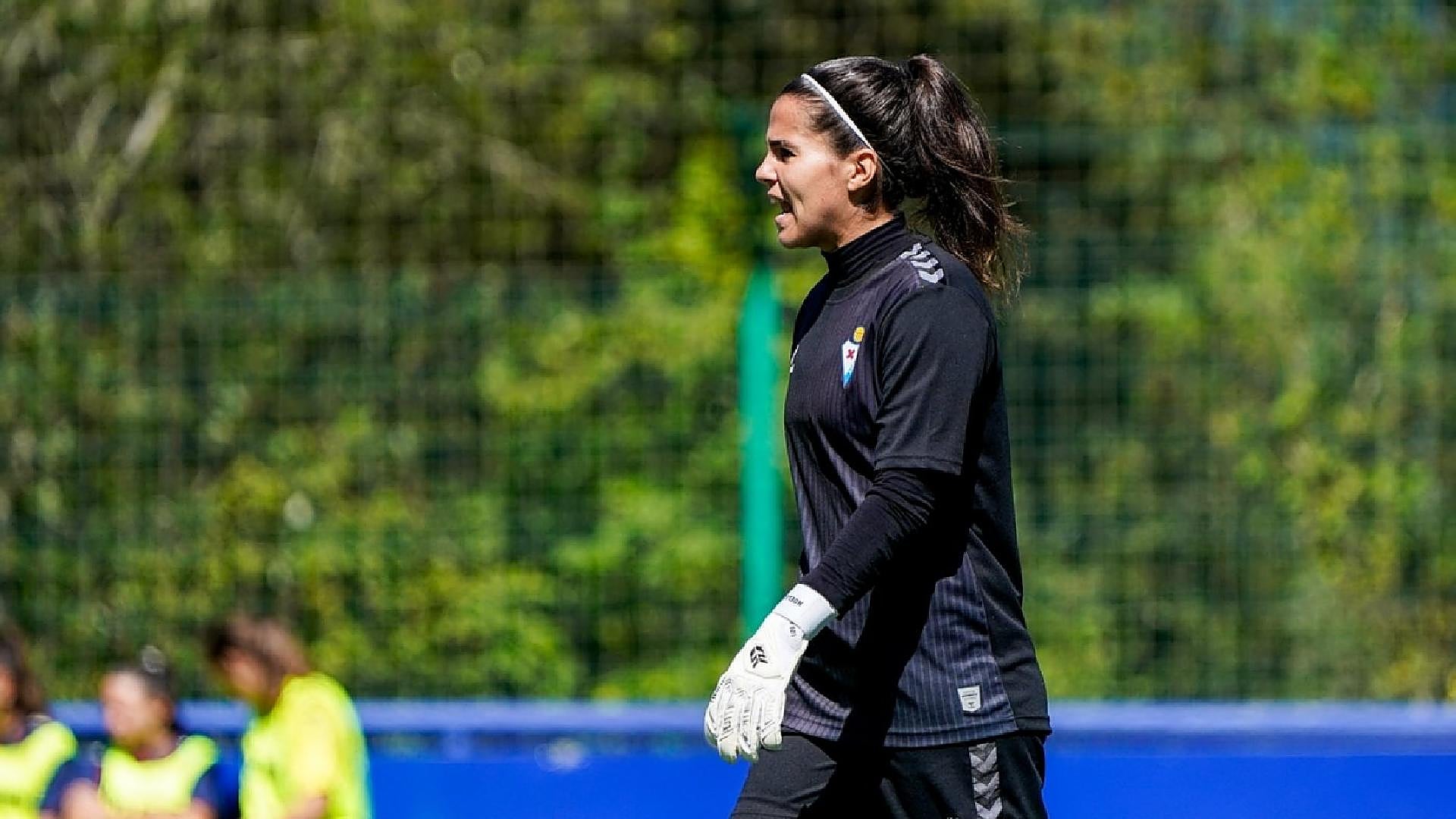 Noelia García seguirá defendiendo la portería armera hasta 2025 | El ...