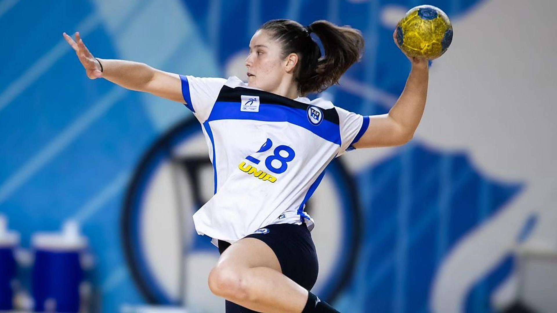 Balonmano: El Bera Bera se refuerza con Micaela Rodrigues da Silva | El ...