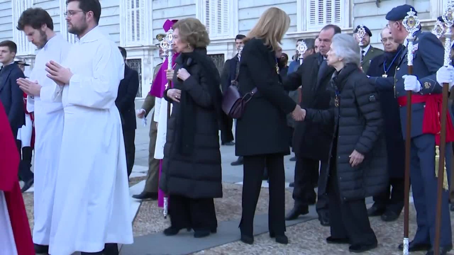 La Reina Sofía recibe el alta tras cinco días ingresada por una infección urinaria | El Diario Vasco