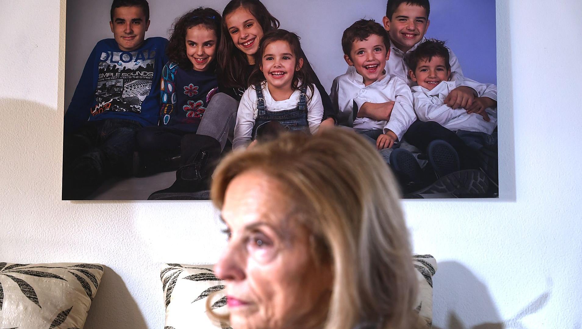 Natividad Rodríguez: «Está bien que participen de la vida política pero ...