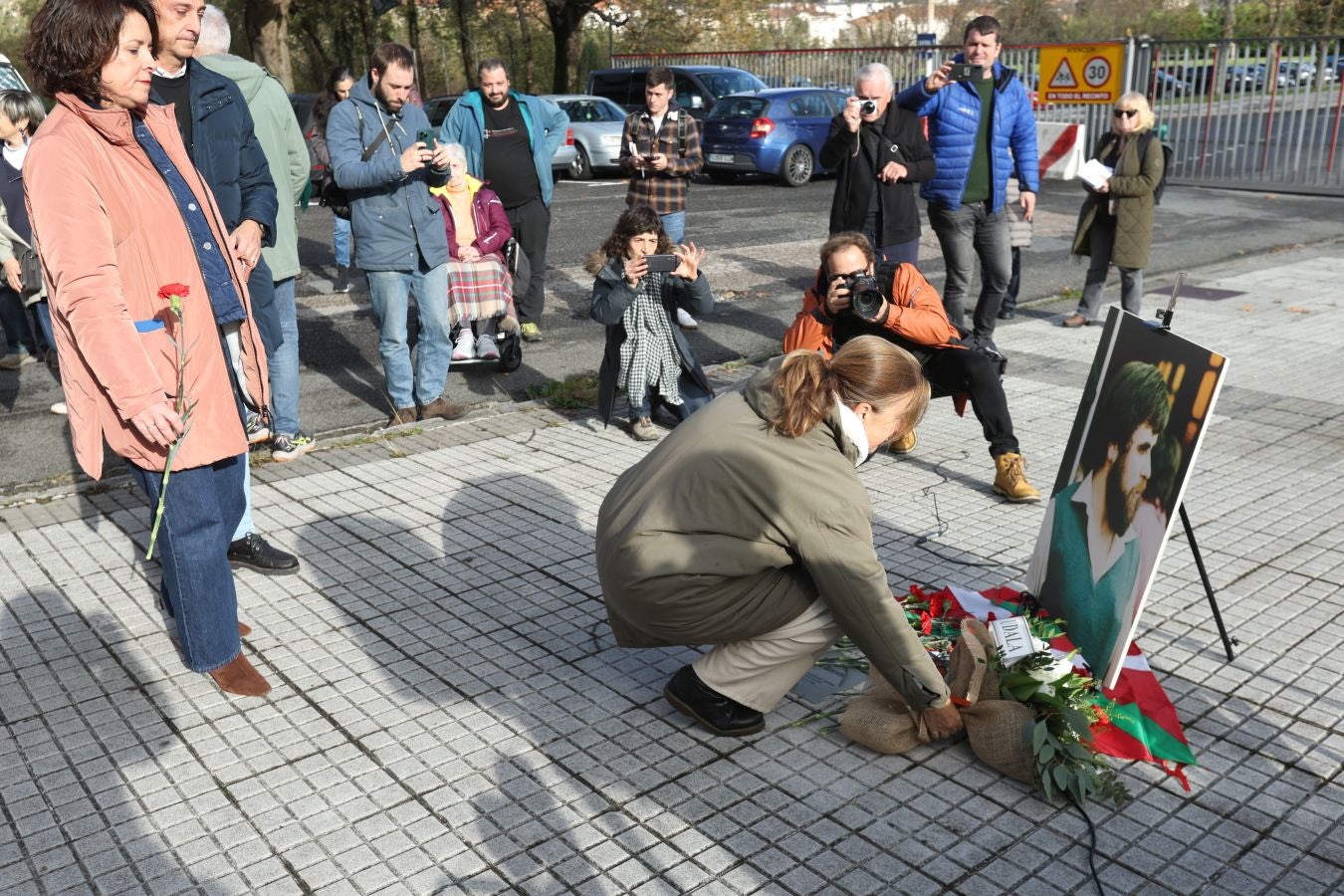 El homenaje a Zabalza en el cuartel de Intxaurrondo, en imágenes | El ...