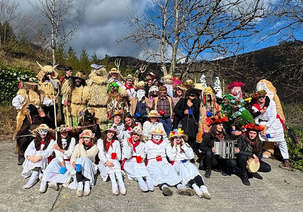 La comparsa de Koko Batzea anticipará el Carnaval de este año el 7 de ...