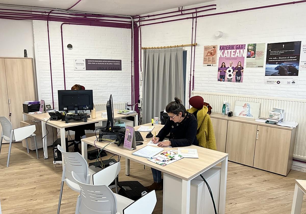 Sesiones para las familias para prevenir la violencia y la ciber ...