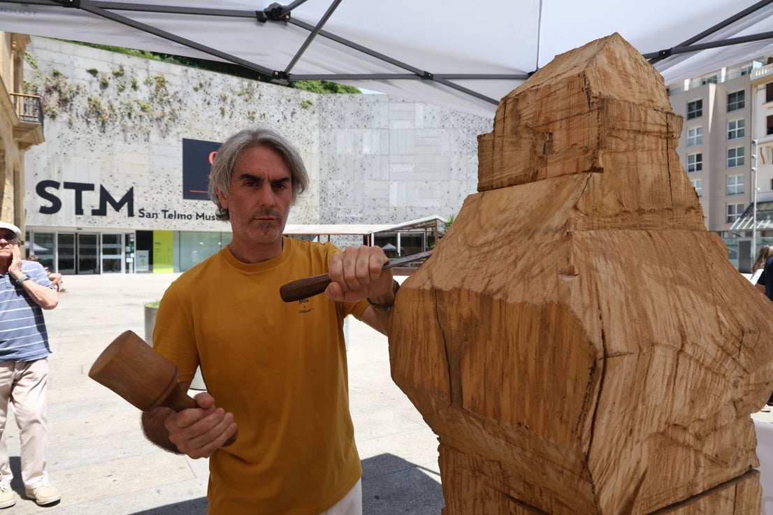 Taller al aire libre en la plaza Zuloaga de Donostia | El Diario Vasco