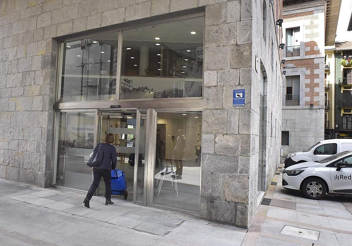 Los servicios municipales cambian al horario de verano | El Diario Vasco