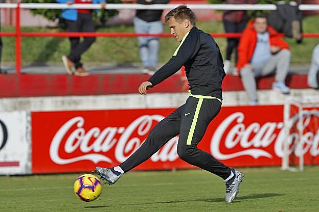 Robin Lod reaparece en el terreno de juego tras su regreso | El ...