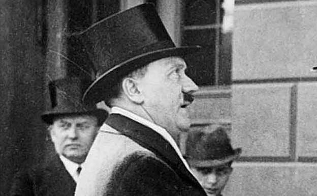 El sombrero de copa de Adolf Hitler | El Comercio: Diario de Asturias