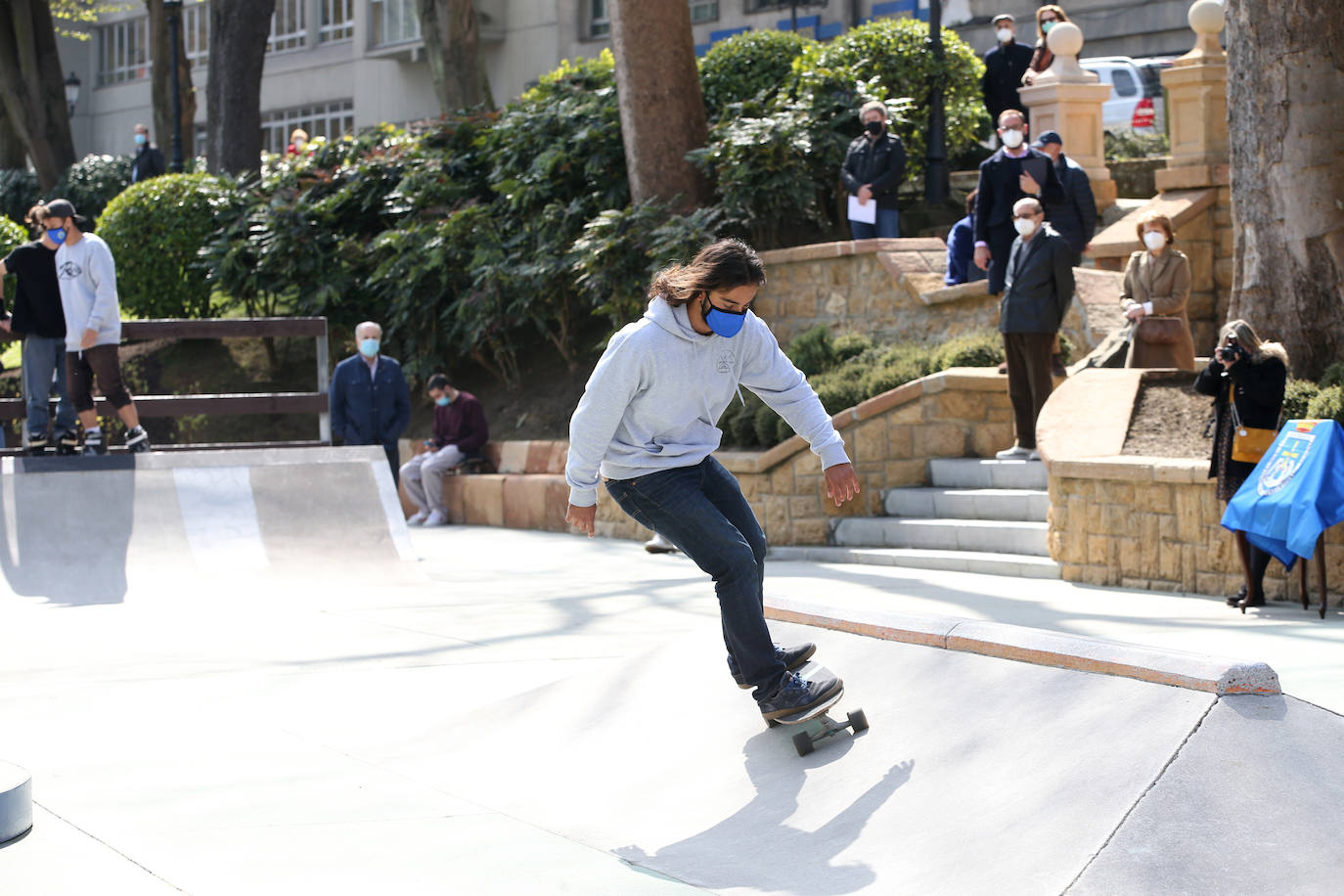 Fotos: Homenaje en Oviedo a Ignacio Echevarría, 'el héros del monopatín ...