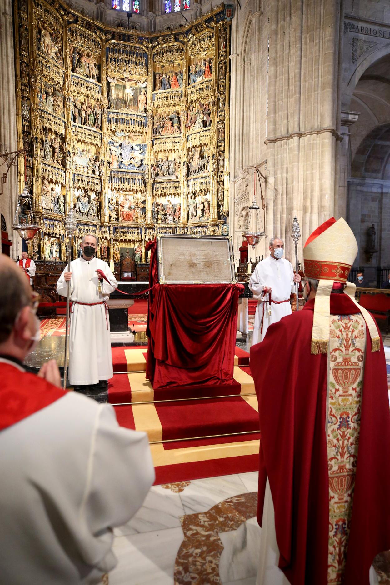 Exhibición del Sudario en la Catedral | El Comercio: Diario de Asturias