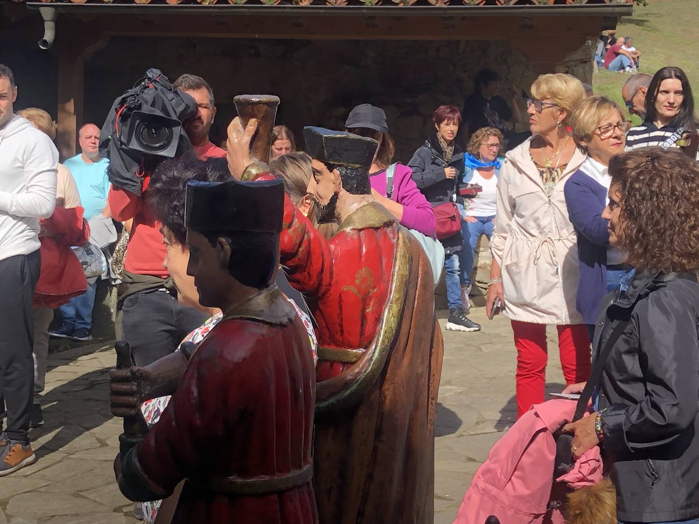 Fotos: Insierto vuelve a disfrutar de los Mártires de Valdecuna | El ...