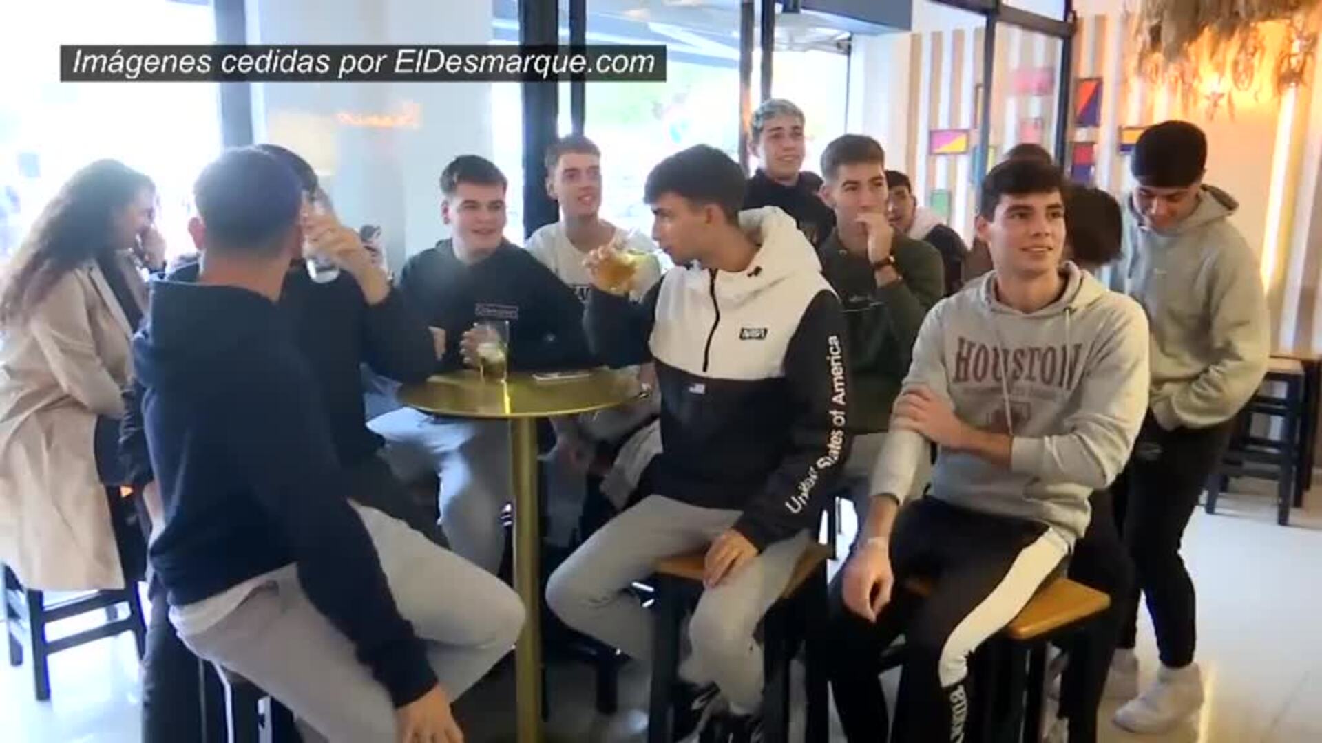 El pueblo de Gavi celebra la goleada de España en su debut contra Costa ...