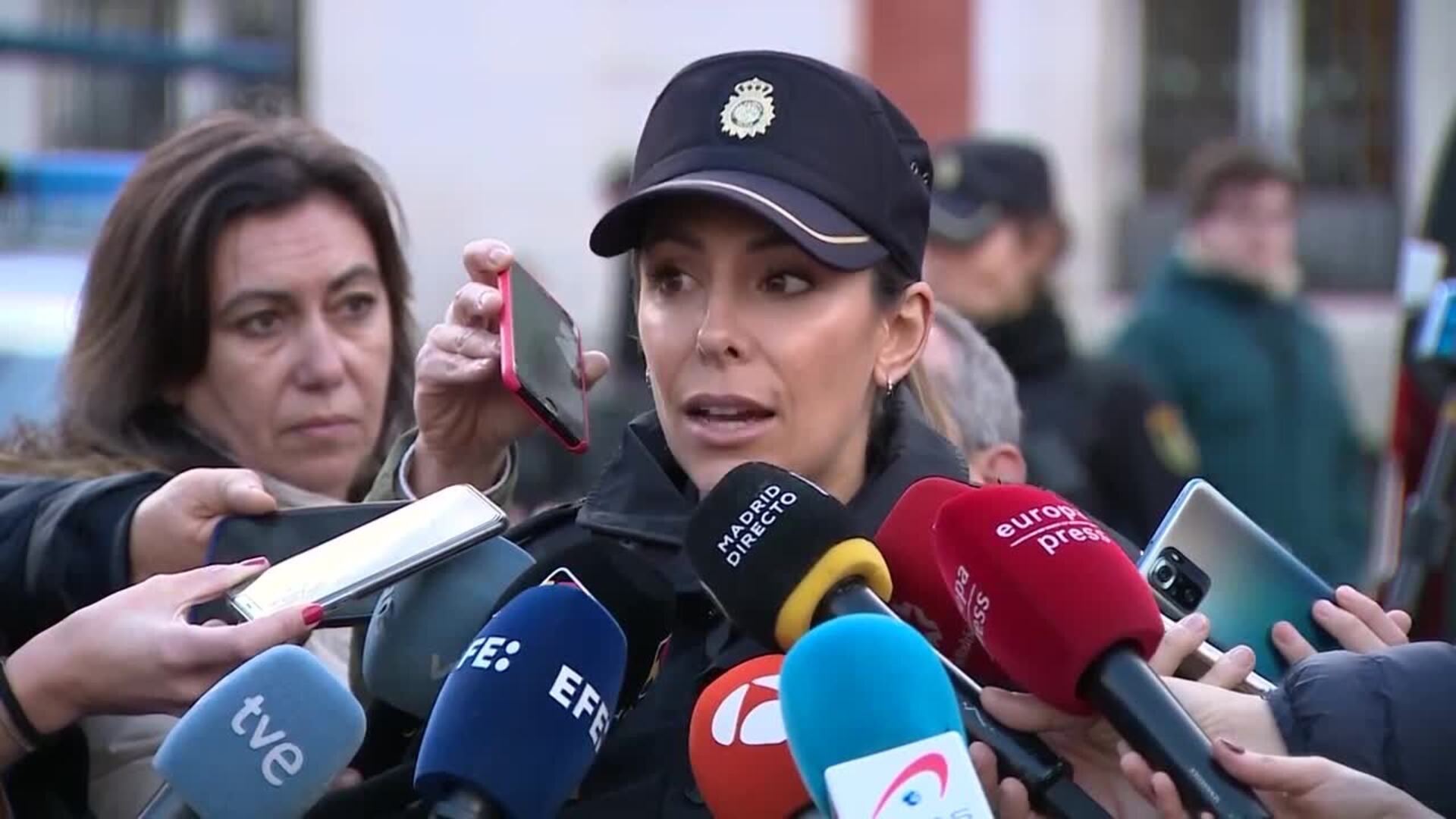 Unos 600 efectivos de la Policía velarán por la seguridad de las campanadas en Madrid | El ...