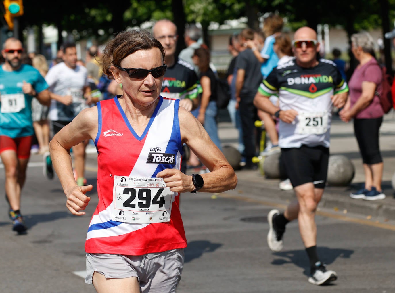 ¿Estuviste en la carrera Dona Vida de Gijón? ¡Búscate entre las ...