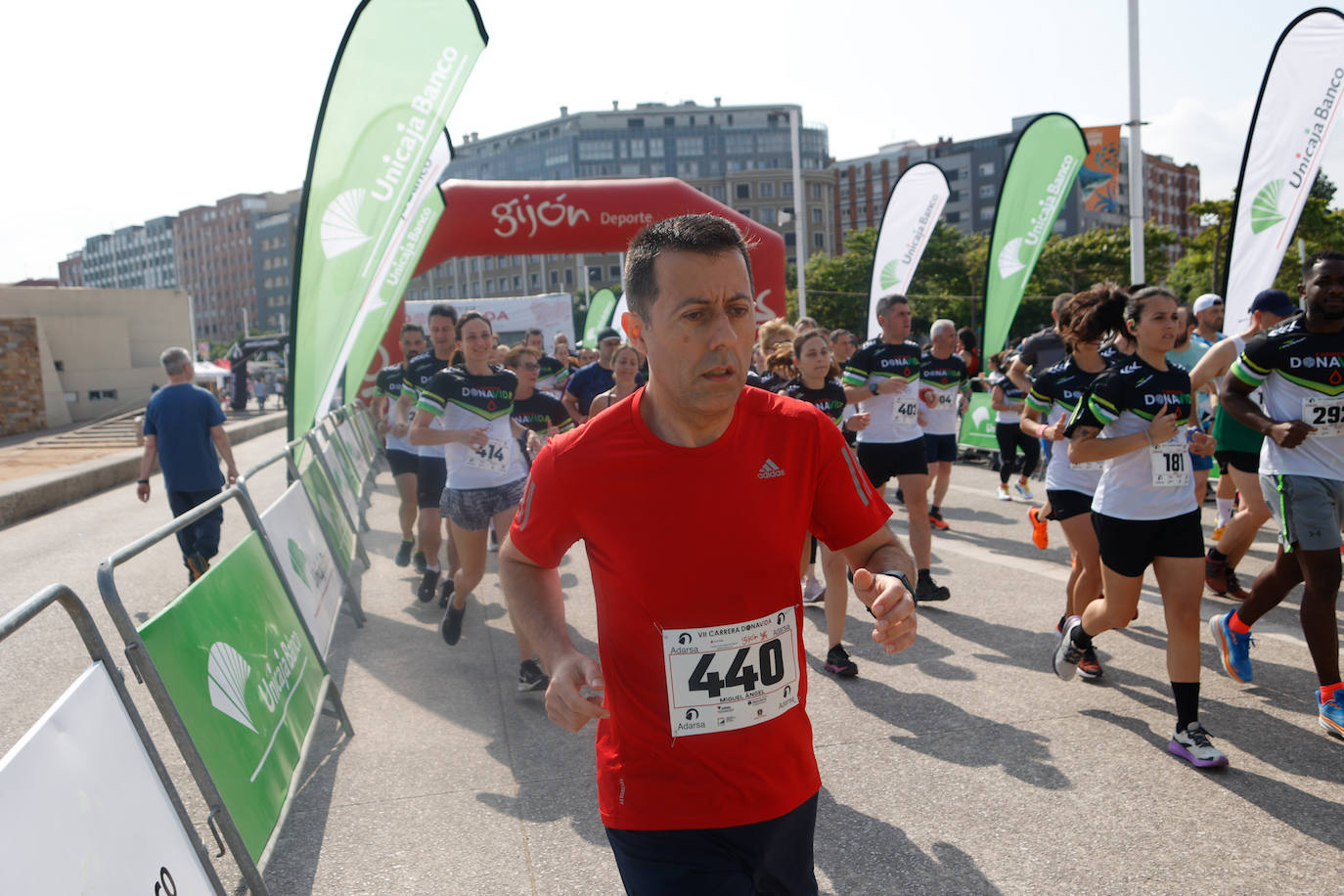 ¿Estuviste en la carrera Dona Vida de Gijón? ¡Búscate entre las ...