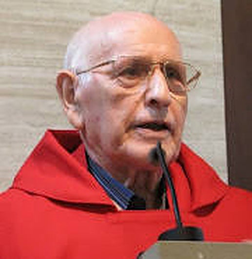 Fallece a los 92 años el sacerdote Diego Riesco, antiguo párroco de ...