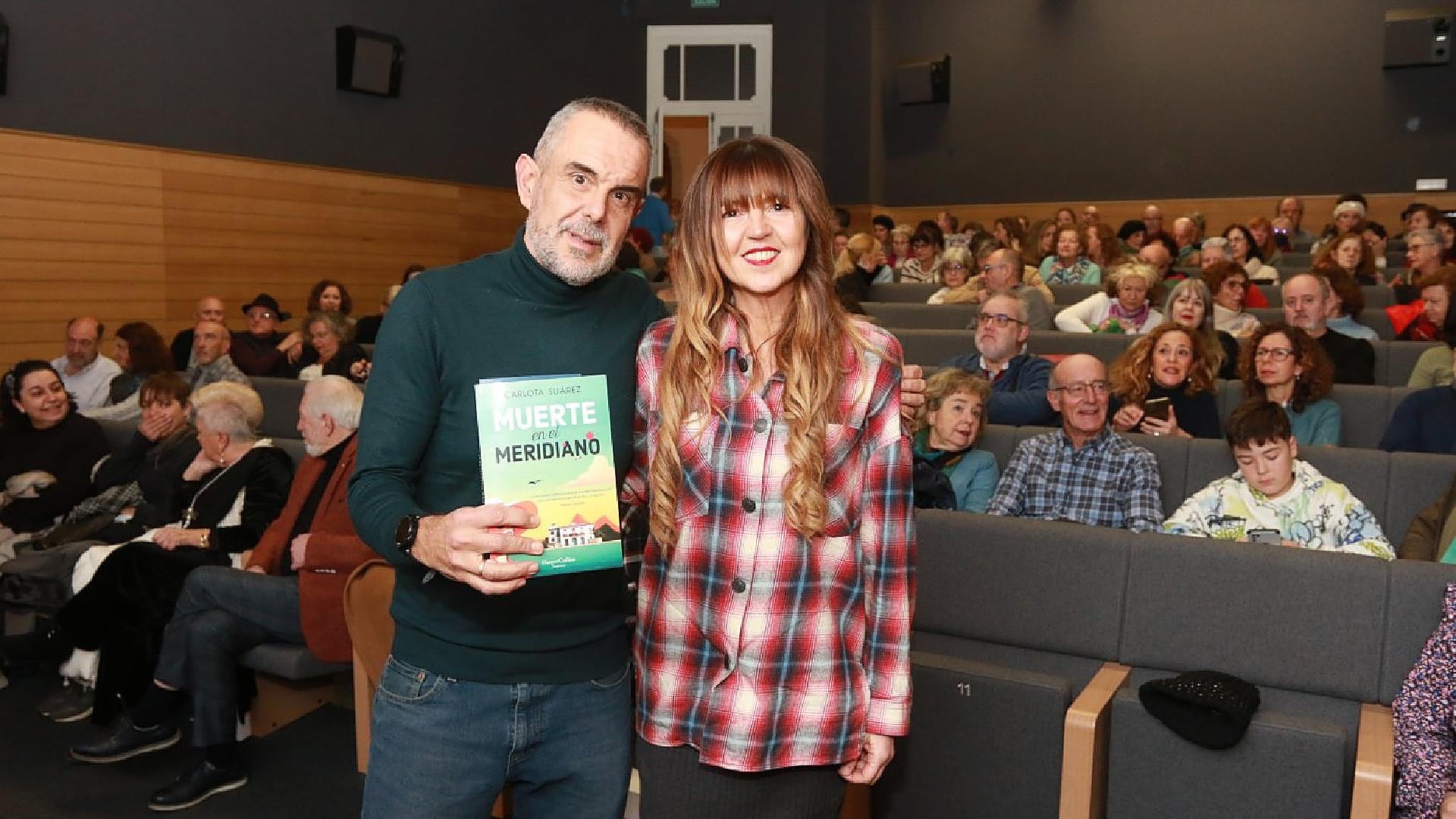 «Siempre escribo para que se lea entre líneas» | El Comercio: Diario de ...