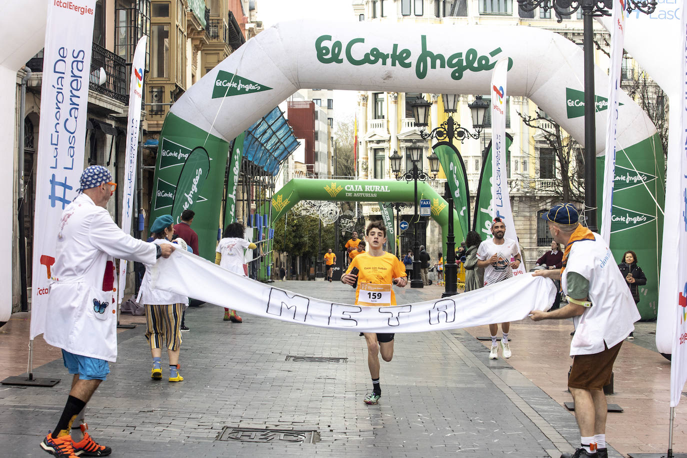 Las imágenes de la carrera Galbán en Oviedo | El Comercio: Diario de ...