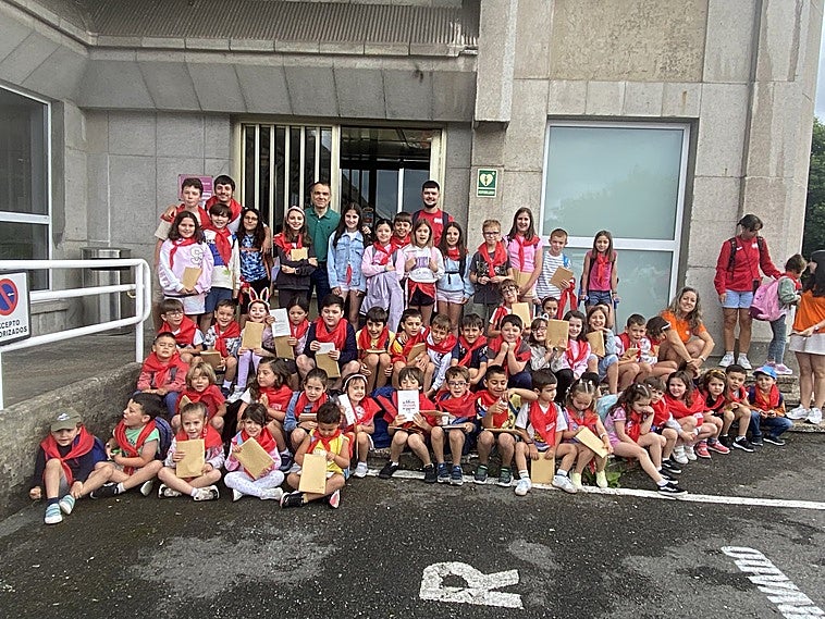 Visita al Ayuntamiento de Corvera | El Comercio: Diario de Asturias