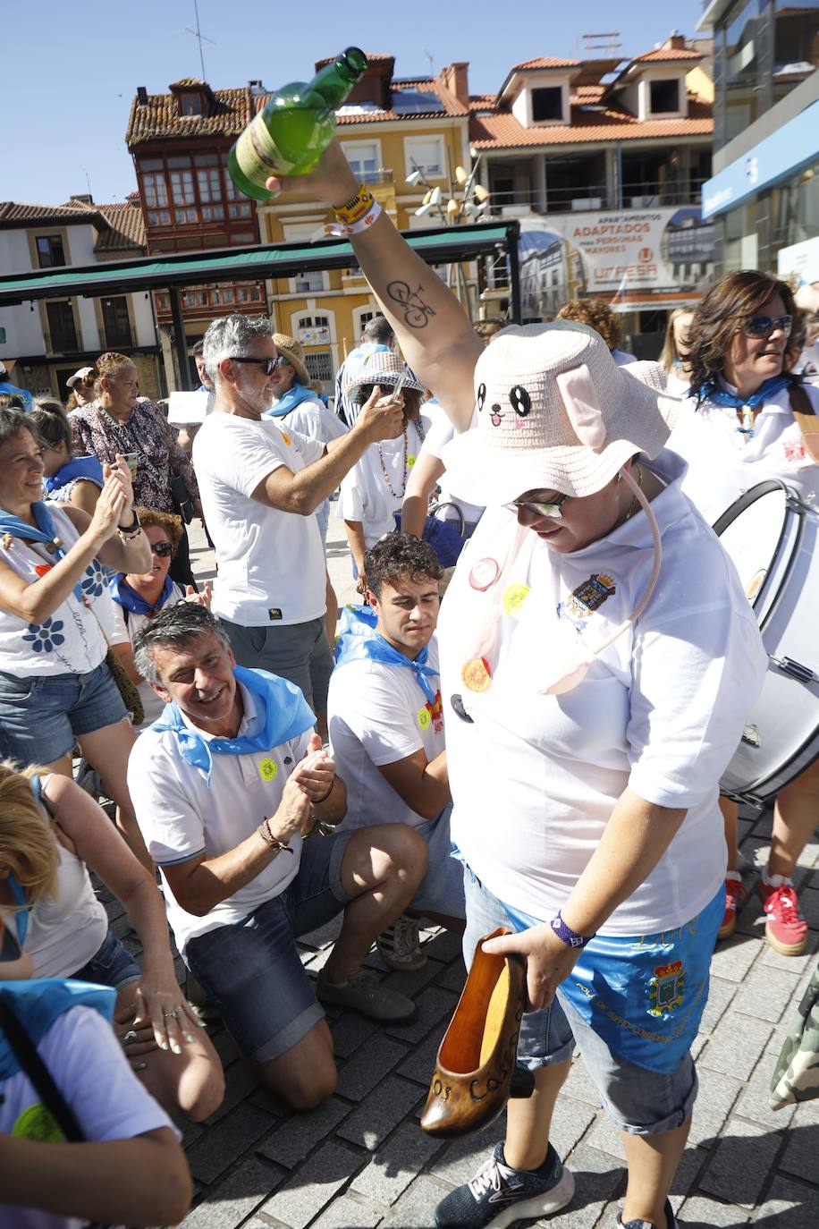 La Pola, a rebosar: «El carmín es único» | El Comercio: Diario de Asturias