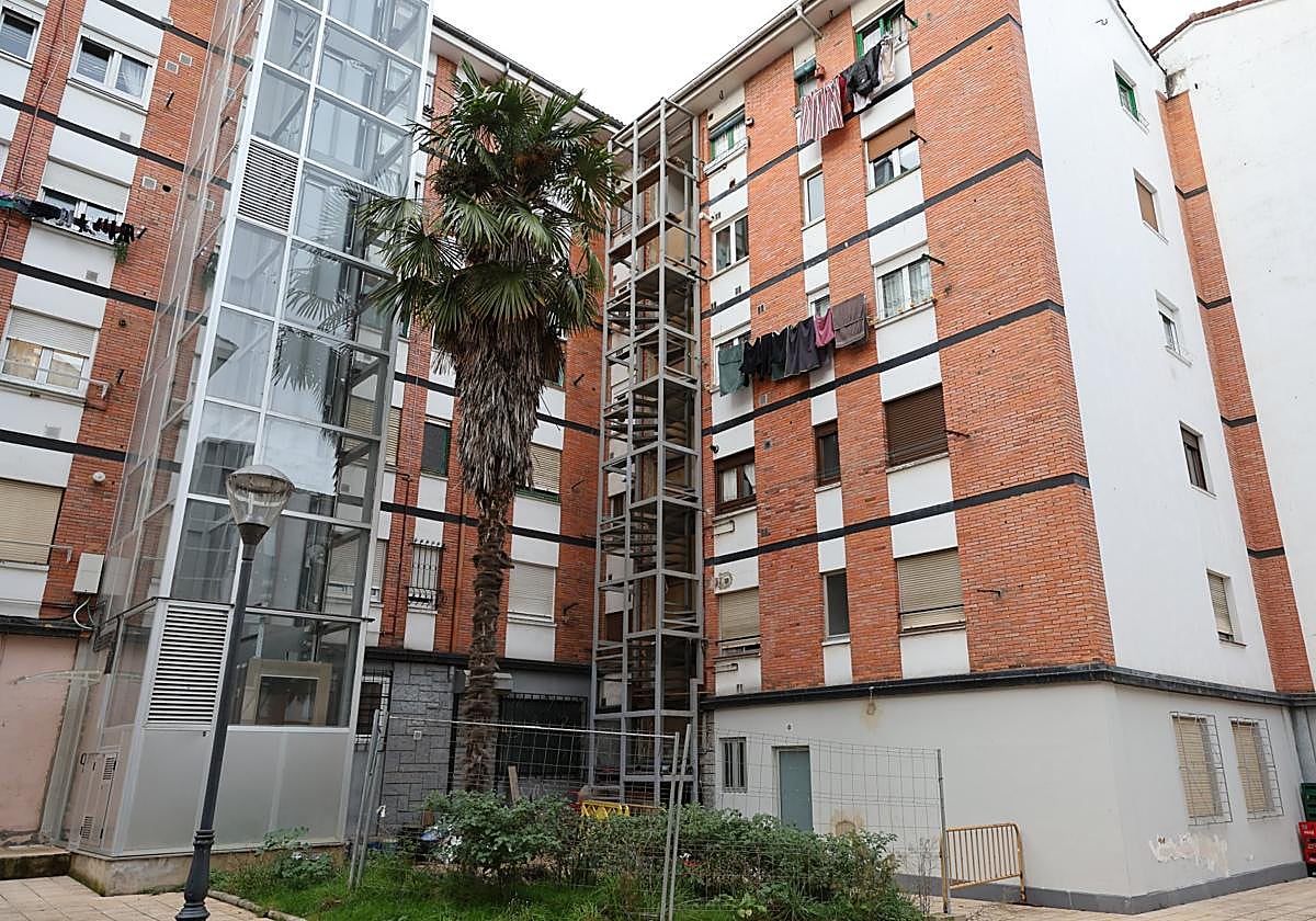La empresa de Avilés que dejó varias obras sin acabar se declara en ...