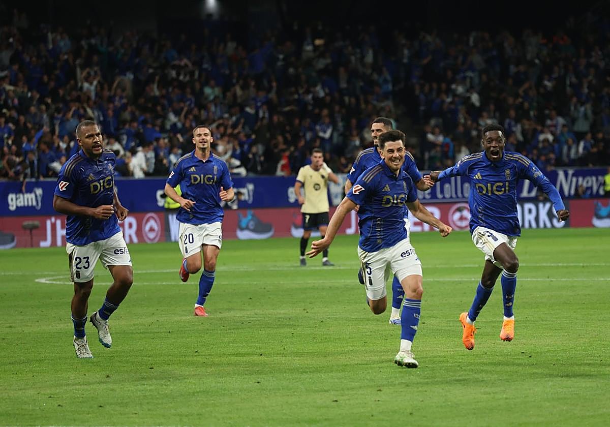 La imagen del Real Oviedo endulza la derrota | El Comercio: Diario de ...