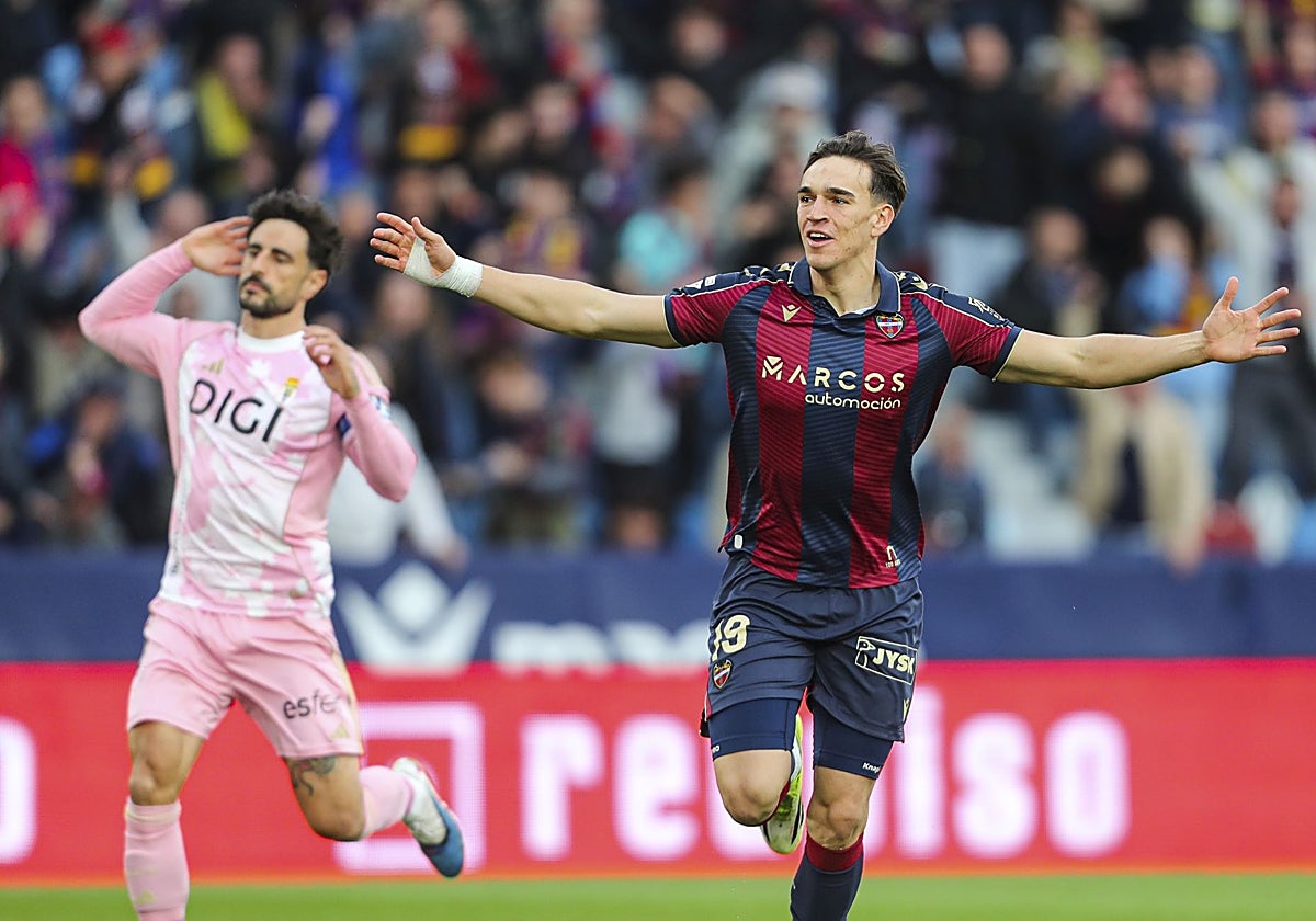 El Levante, un espejo que el Real Oviedo no quiere mirar | El Comercio ...