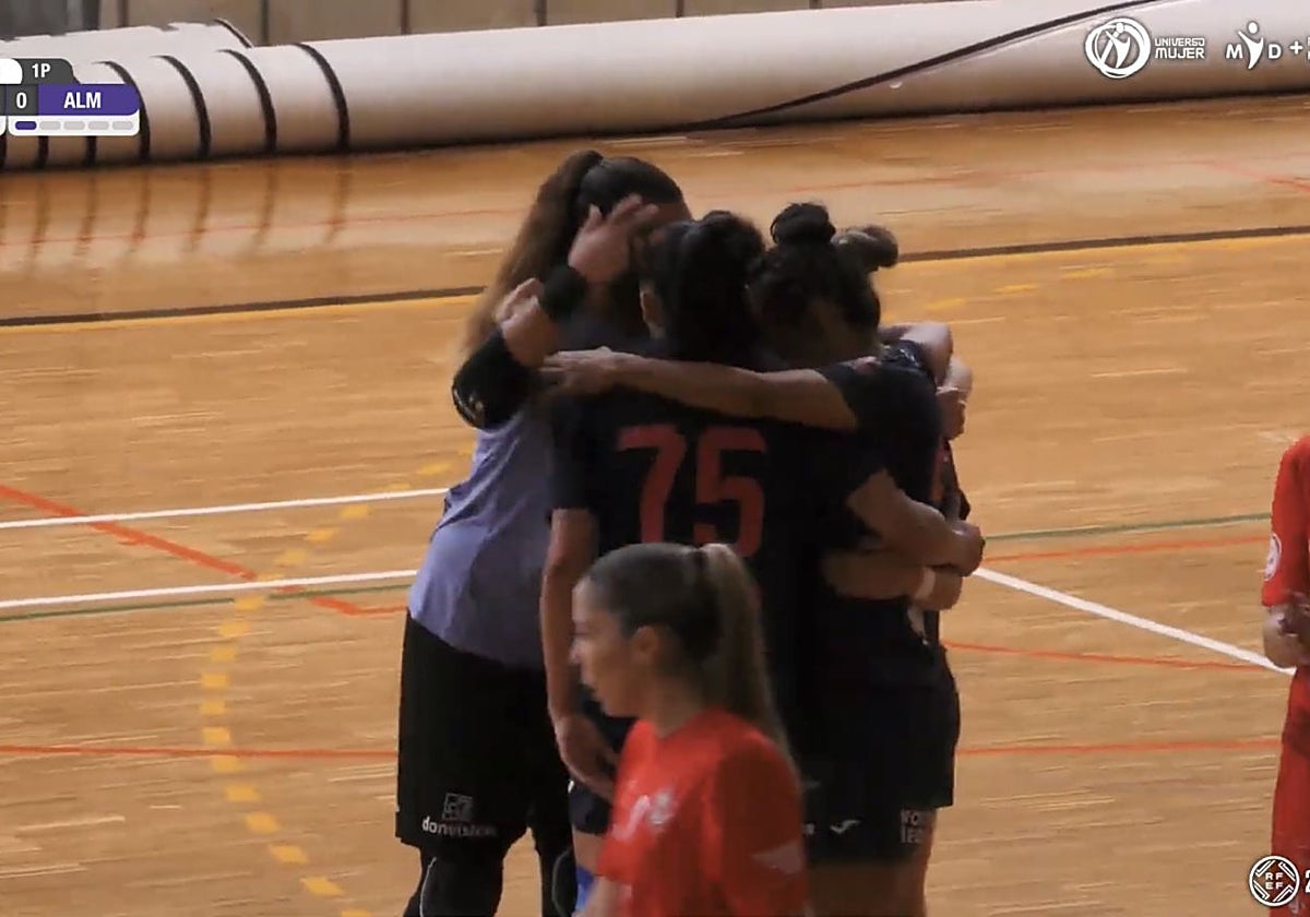 El Gaitero Rodiles golea 4-0 al Almagro y pone pie y medio en Primera ...