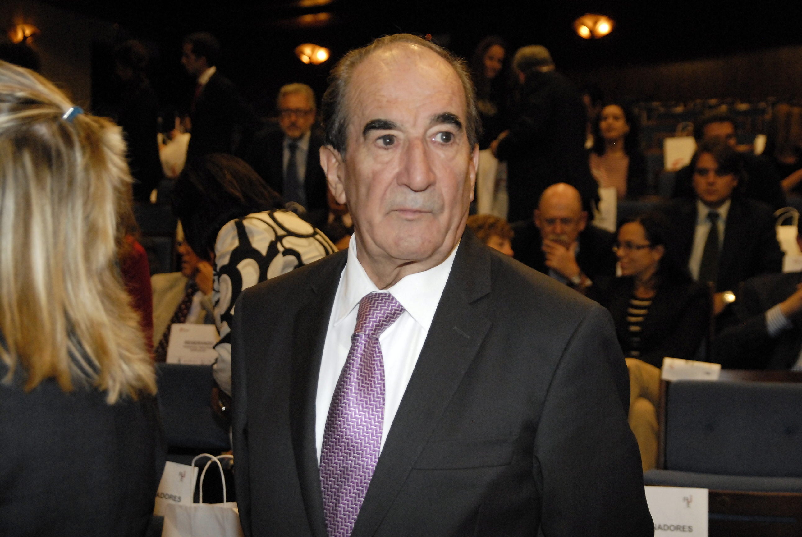 El Gobierno condecora con una Medalla de Oro al Trabajo al empresario ...