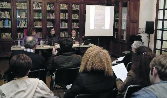 Conferencia sobre William P. Carrol | El Comercio: Diario de Asturias