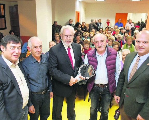 Laviada premia a Marcelo Palacios | El Comercio: Diario de Asturias